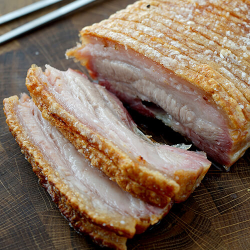 Langtidsstegt ribbensteg - Opskrift på ribbensteg i ovn med sprød svær