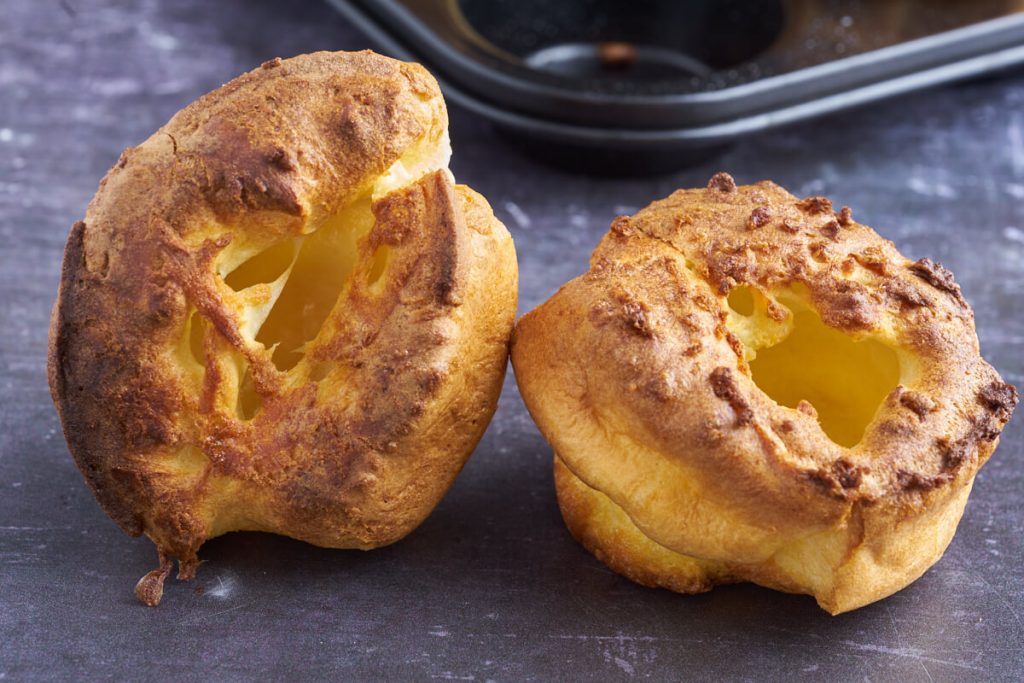 Yorkshire pudding - Nem opskrift på den engelsk specialitet