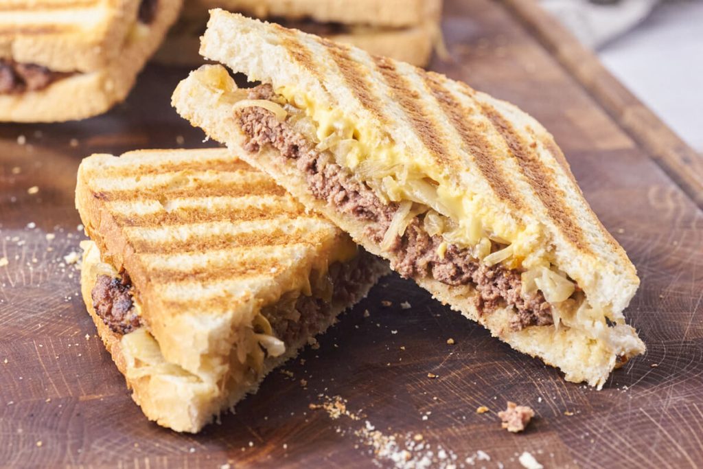 Dansk mad - Inspiration og opskrifter på klassiske danske retter