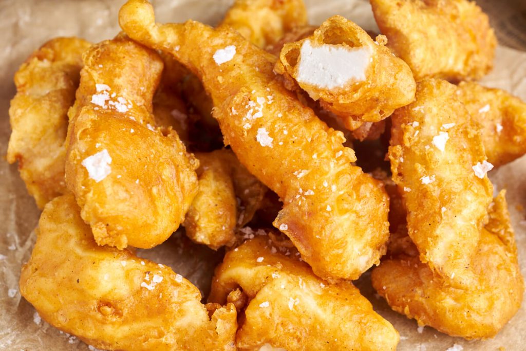 Indbagt kylling - Opskrift på sprød dybstegt kylling i tempura-dej