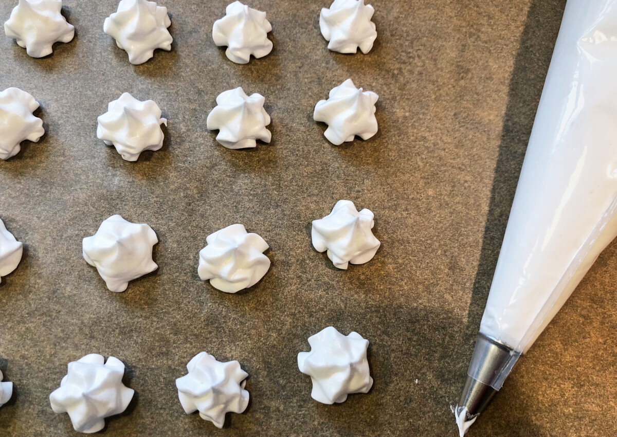 Marengskys - Nem opskrift på søde kyskager af marengs