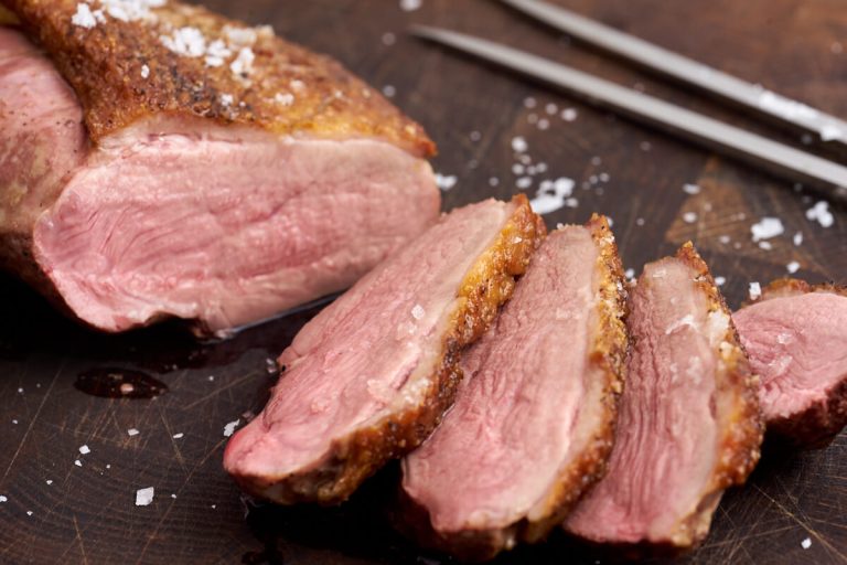 Andebryst i ovn - Nem opskrift på stegt andebryst med sprødt skind