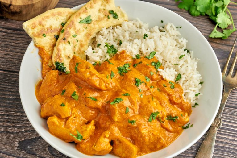 Butter chicken - Opskrift på klassisk indisk Murgh makhani