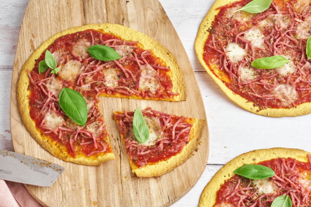 Tortilla pizza med skinke og ost - Nem opskrift på pizza på tortilla