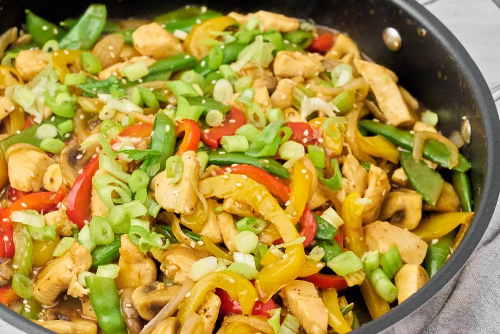 Chop suey med kylling - Nem opskrift på lækker hverdagsmad